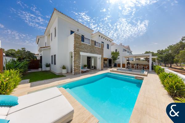 4 Bed Villa for Rent in Lime Tree Valley, Jumeirah Golf Estates.