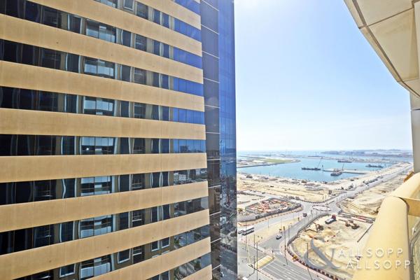 Elite Residence, Dubai Marina.1 Bed Apartment for Sale, Dubai