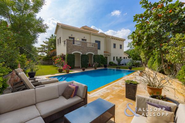 Lime Tree Valley, Jumeirah Golf Estates.5 Bed Villa for Sale, Dubai