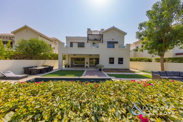 Lime Tree Valley, Jumeirah Golf Estates. Villa, 5 Bed for Sale, Dubai