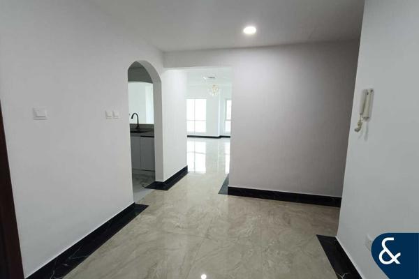 JLT Cluster N, Jumeirah Lake Towers. Apartment, 2 Bed for Sale, Dubai